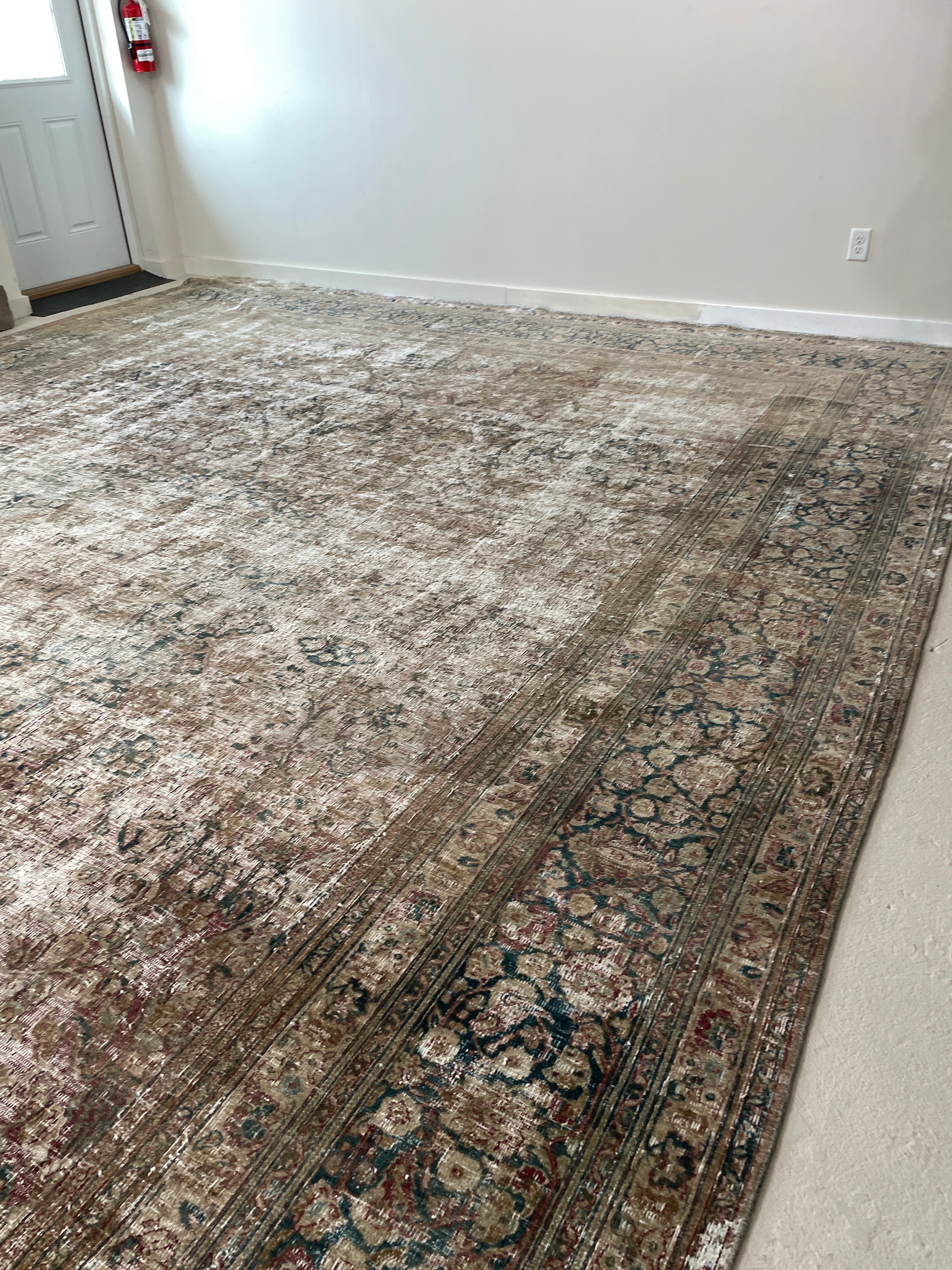 Extra Large (8x10 and larger) – Curio Rugs