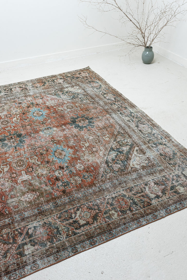 7'7 x 10'9 | Vintage Mahal | Designers V-2547 – Curio Rugs